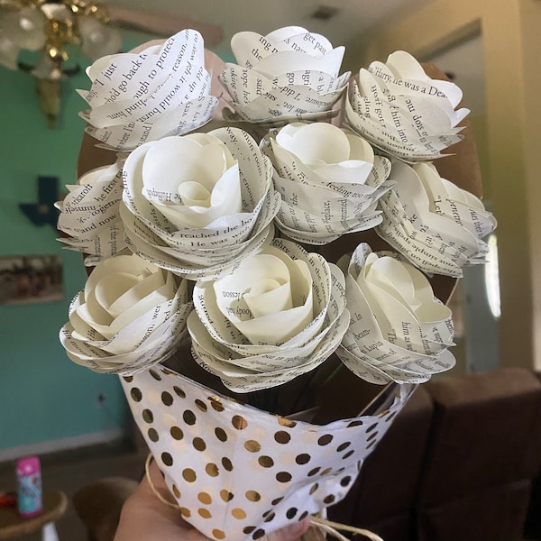 Book Page Flowers, Book Flowers, Paper Roses, Paper Flowers, Book Lover ...