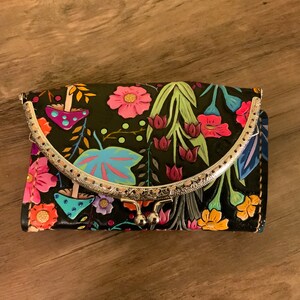 Leather Alien Abduction Desert Circle Purse With Interchangeable Charms ...