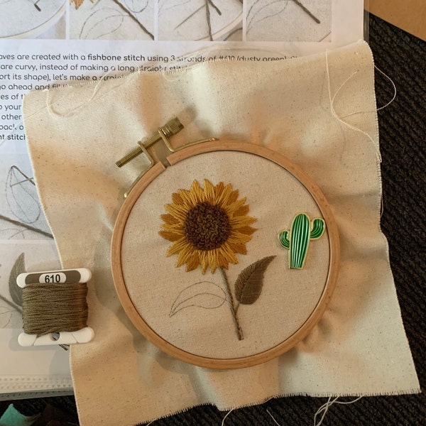 Sunflower Embroidery Kit, 4” Fall Embroidery Kit for Beginners ...