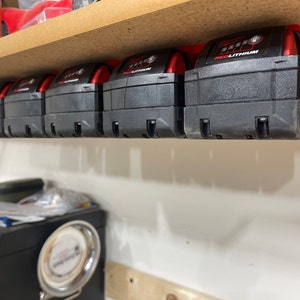 Milwaukee M18 Battery Holder 5 in 1 3D Printed Battery Holder Milwaukee ...
