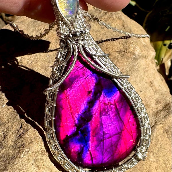 Natural Ruby Leaf Carving , Ruby Hand Carved, Gemstone Ruby Carving ...