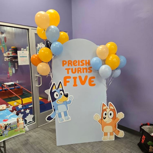Twoey Theme Birthday Decal - Wachadoo Backdrop - Twoey Birthday - Bluey ...