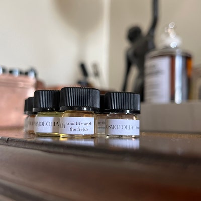 Vanilla White Tea Petrichor Perfume Oil cumulus Atmospheric Fragrance ...