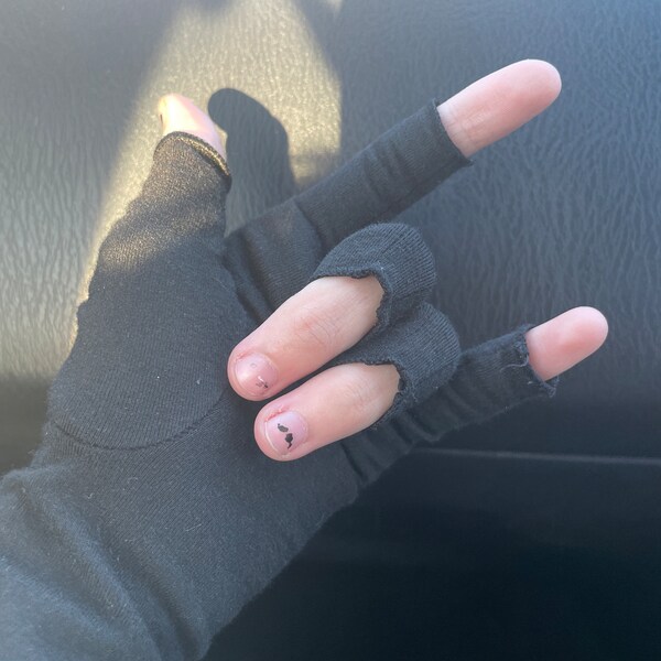 Classic Black Compression Gloves for Arthritis, Hand Pain, Hand Therapy ...