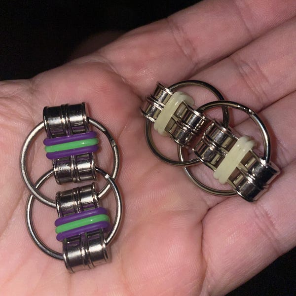 Think Link ™ Fidget Toy for Adults Children (multiple Colors), Quiet ...