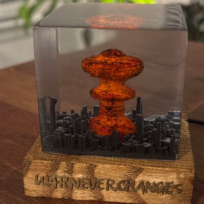 Explosion Bomb Resin Lamp, Atomic Bomb Diorama, Nuke Bomb Fallout 4 ...