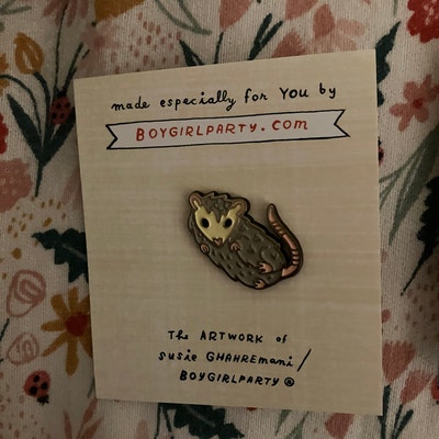 Opossum POSSUM PIN Enamel Pin Cute Opossum Jewelry, Baby Possum Jewelry ...