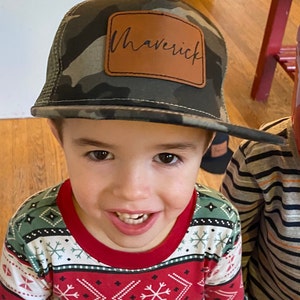 Merry Red Gold Glitter Chenille Letter Patch Crewneck - Etsy