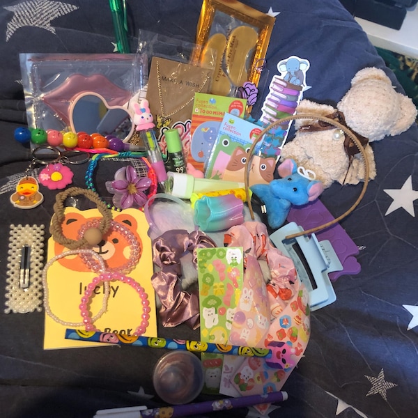 Mystery Scoop Cute Bundle FREEBIES Gift for Her Birthday Present ...