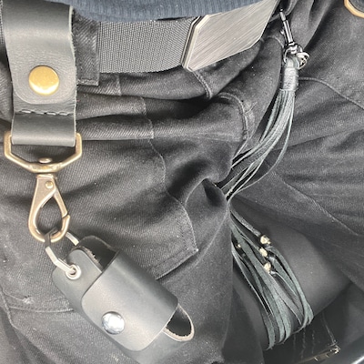 The Warden Horween Leather Key Dangler - Etsy