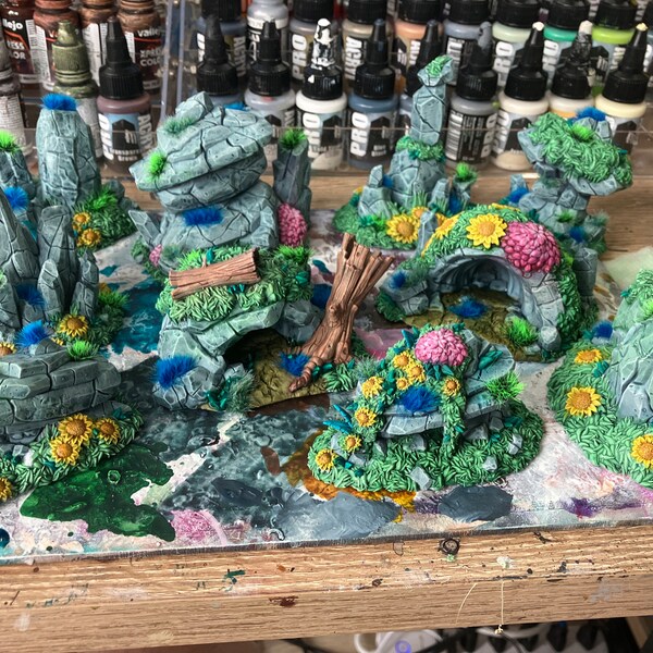 10 Piece Forest Caves, Rocks and Flowers Set - Cast N Play Terrain ...