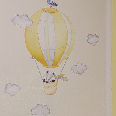 Hot Air Balloon With Badger Wall Decal for Nurseries, Peel and Stick ...