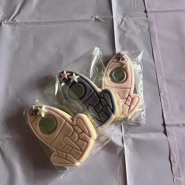 Space Cookies, Space Biscuits, Rocket Cookies, Rocket Biscuits, 2 the ...
