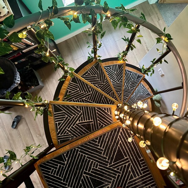 Triangle Stair Rug, Stair Rug, Custom Shaped Stair Rug, Rectangle ...