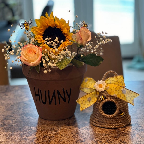 Hunny Svg,hunny Design, Honey Svg, Hunny Shirt Svg, Winnie the Pooh ...