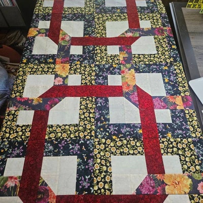 Sunflower Table Topper PDF Quilt Pattern Table Decor 20 X 20 and 20 X ...