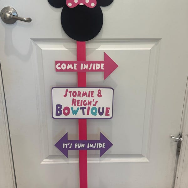 Personalized Minnie Mouse Bowtique Party Sign - Etsy