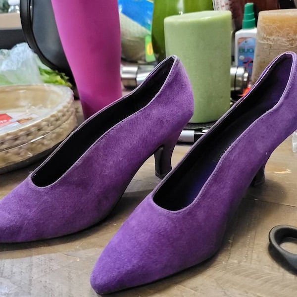 Vintage Bally Magnolia Shoes, Black Italian Leather Low Heel Pumps, US ...