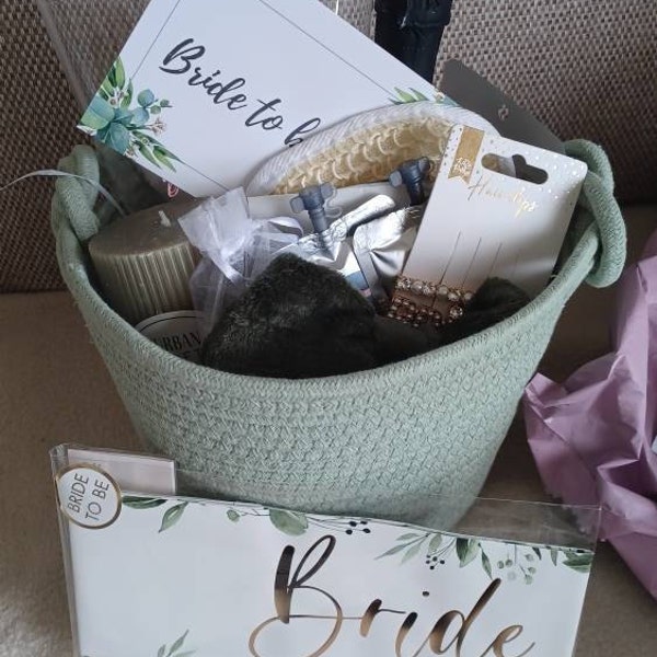 SPA & RELAXATION Spa Gift Box for Women, Birthday Pamper Hamper Gift ...