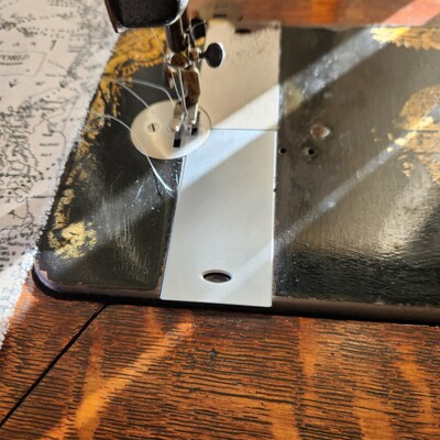 Thread Spool Pin for Vintage Sewing Machines - Etsy