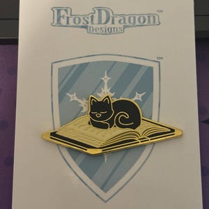 Black Cat Sleeping on Book Pin - Bookish Pin - Cat Pin - Enamel Pin Cat ...