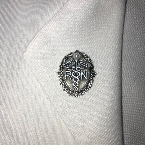 Silver Nursing Pin for the Pinning Ceremony Student Nurse Graduation ...