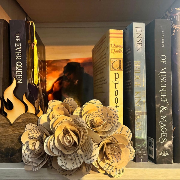 Book Page Roses With Stem, Vintage Paper Flowers, Literary Wedding ...