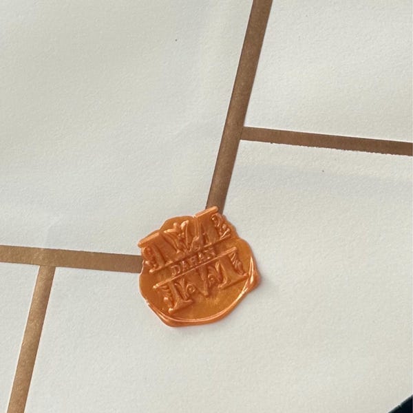 Custom Family Crest Embosser,coat of Arms, Unique Seal Embosser ...