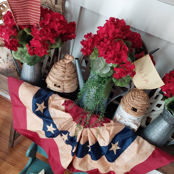 Bee Decor,hive,bee Party,decorations,bees,bee Skep,centerpiece,bee ...