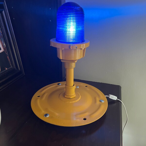 Pilots and Air Traffic Controller Taxiway Light Desk Lamp Retirement ...