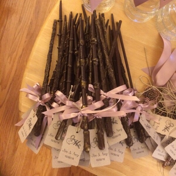 Magical Wizard Wands - Set of 20 - Witch Magic Wand Wedding Favour ...