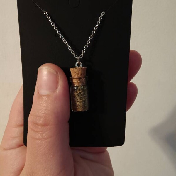 Bleeding Heart Necklace, Anatomical Heart, Gothic Jewelry, Gothic ...