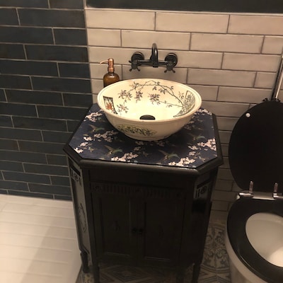 Love & Lustre. Large Vintage Vessel Sink. - Etsy