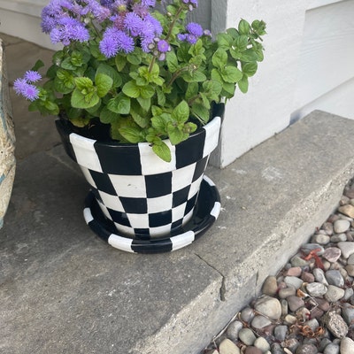 Black and White Checkered Hand Painted Flower Pot/plant Lover/flower ...