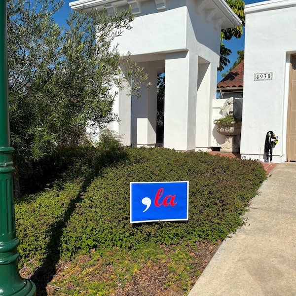 Comma La Sign, Kamala Harris 24 Yard Sign, Kamala Harris Lawn Sign ...