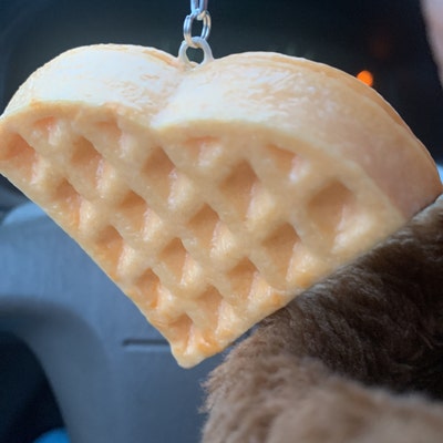 Overwatch Pachimari White or Pink Turnip Onion Octopus Creature ...