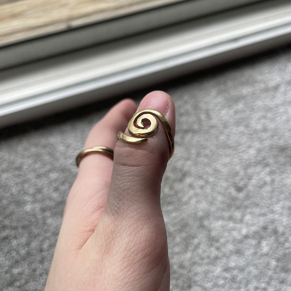 Spiral Ring, Hypnotic Ring, Spiral Brass Ring, Swirl Ring, Gold Wired ...