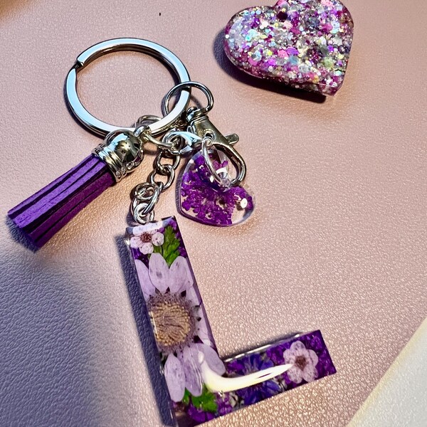Custom Purple Flower Resin Keychain, Personalized Pressed Dried Floral ...