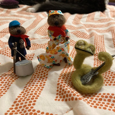 Felted Mother Otter Christmas Muppet Emmet Otter's Jug-band Alice Otter ...