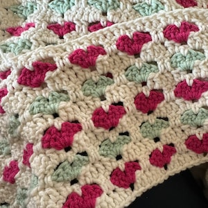 Crochet Baby Heart Blanket Pattern. Valentines Gift Rainbow Heart ...