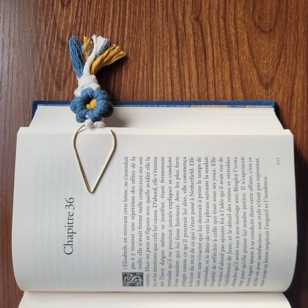 Macrame Daisy Flowers Bookmark Charm, Handmade Book Accessory, Boho ...