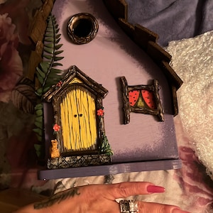 Cottage Style Bird Box Wooden Nesting Shelter for Small - Etsy