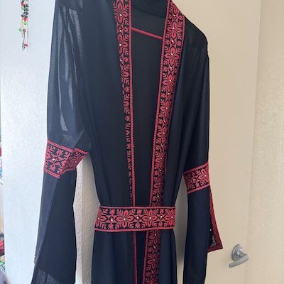 White Jordanian Palestinian Thobe Dress Kaftan Abaya With Purple & Pink ...