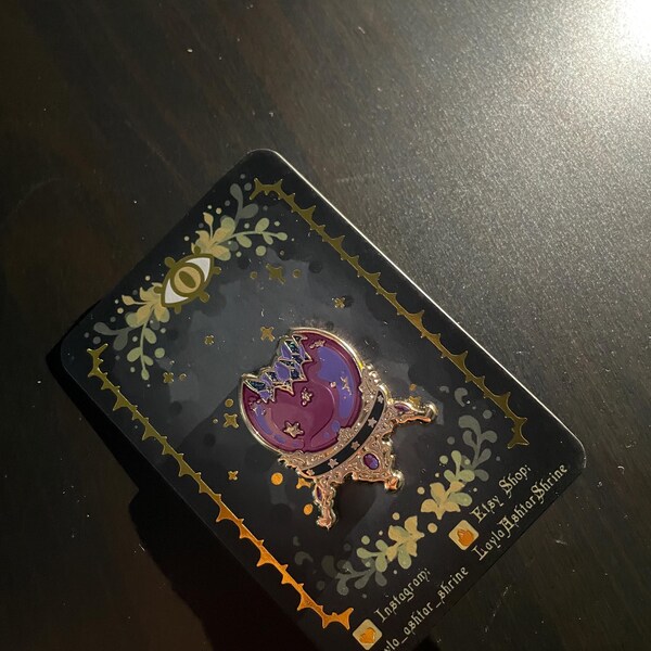 ANTIQUE OIL LAMP. Enamel Pin. Gold Finish. Hard Enamel. Dark Academia ...