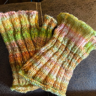 Malabrigo Sock Light of Love / Ravelry Red / Botticelli Red - Etsy