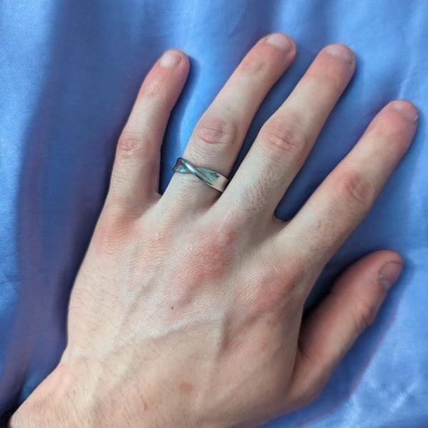 Delicate 925 Sterling Silver Mobius Ring - Handcrafted, Unisex ...