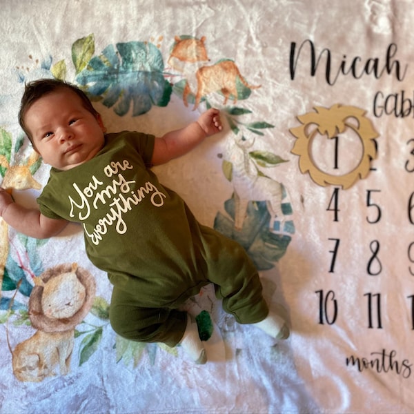 Tractor Birth Stat Sign, Birth Stat Sign, Round Wood Birth Stat Sign ...