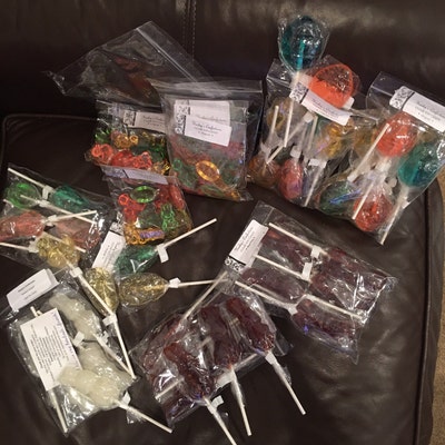 Vintage Clear Toy Candy, Barley Lollipops 9 Count Vintage 3 Dimensional ...