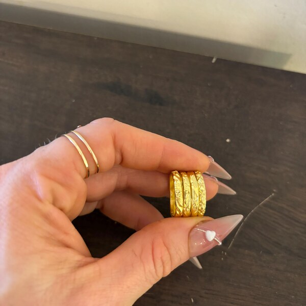 Gold Stacking Ring Set , Set of 7 Yellow Gold Stackable Rings , 14K ...