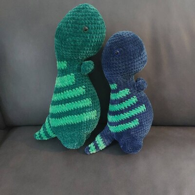 Crochet Pattern: Timothy the T-rex - Etsy